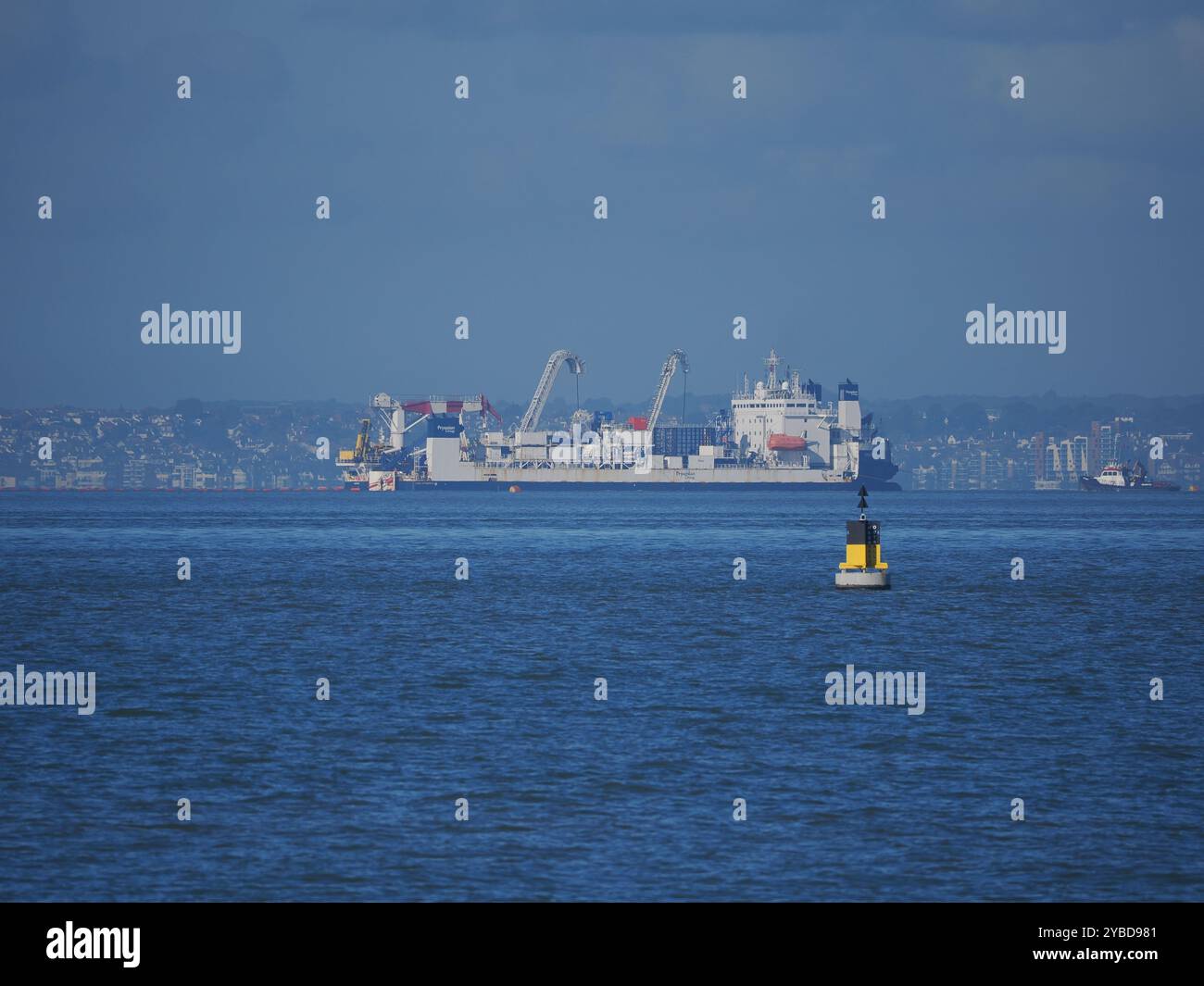 Sheerness, Kent, UK. 18th Oct, 2024. Work has started laying a cable ...
