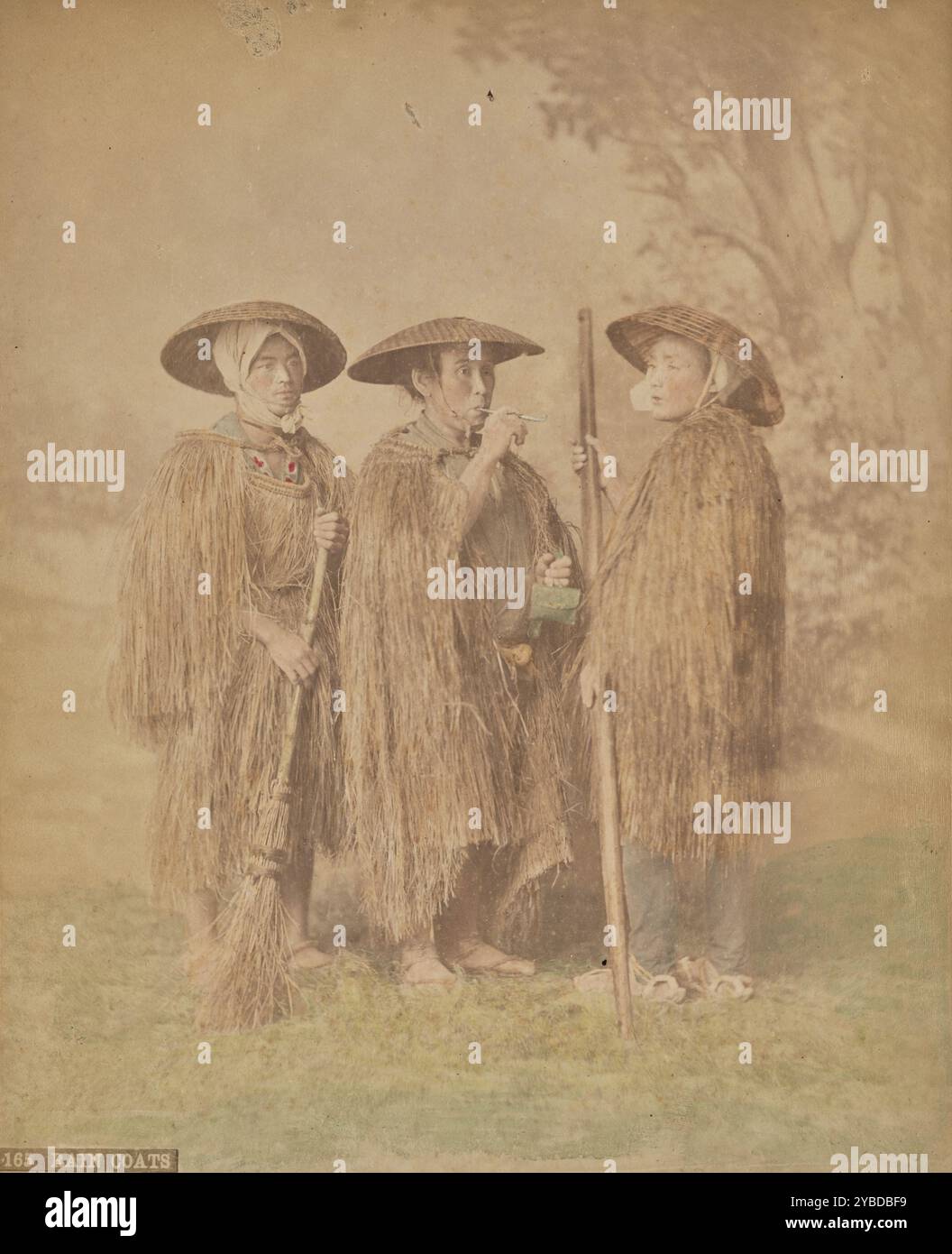 Mino straw raincoats hi-res stock photography and images - Alamy