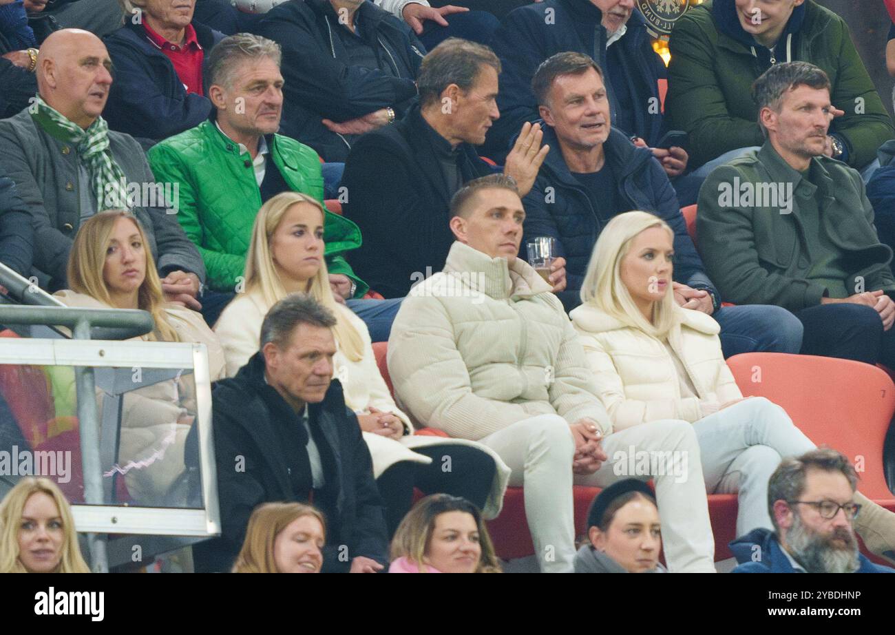 Jens Lehmann, Thomas Helmer, Benjamin Lauth, Giulia GWINN, FCB Women Nr ...