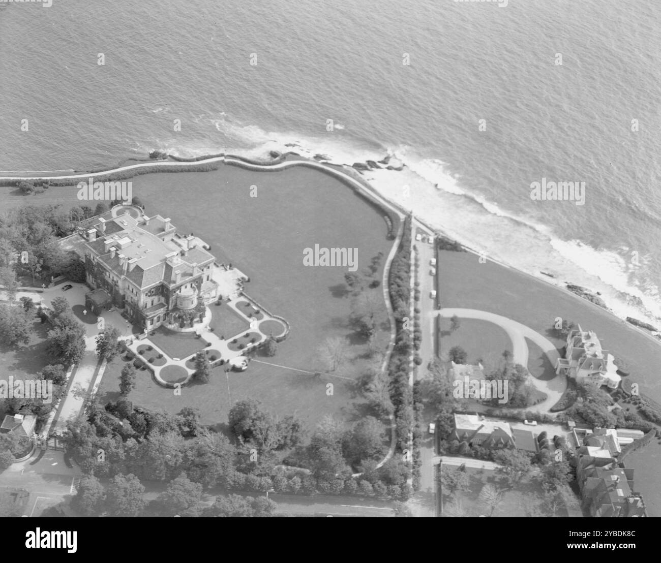 The Breakers, Newport, Rhode Island, 1958 Stock Photo - Alamy The Breakers, Newport, Rhode Island, 1958 Stock Photo - Alamy