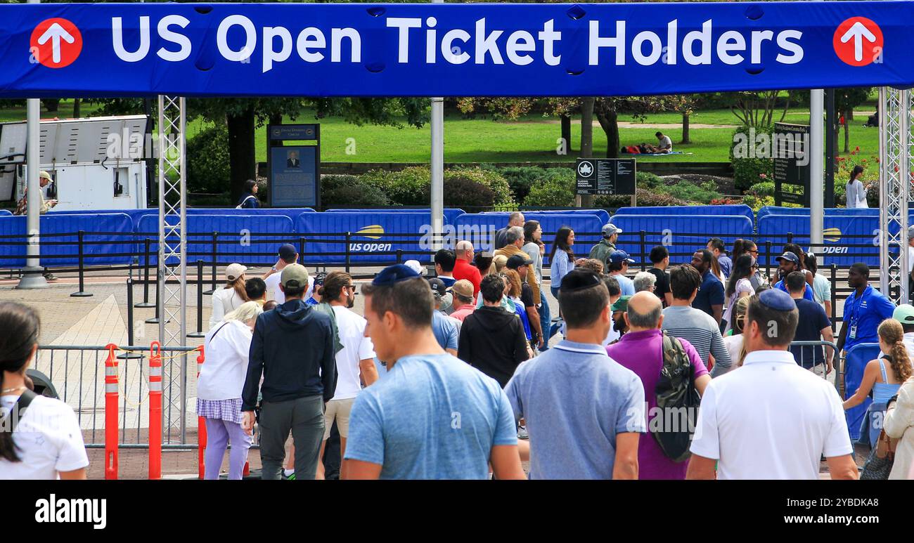 Queens, New York USA - 20 August 2024: Ticket holders line up at the ...