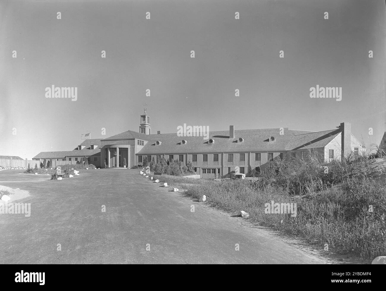 The Dunes Club, Narragansett, Rhode Island, 1939 Stock Photo - Alamy