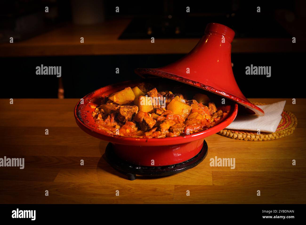African cooking pot on traditional hi-res stock photography and images ...