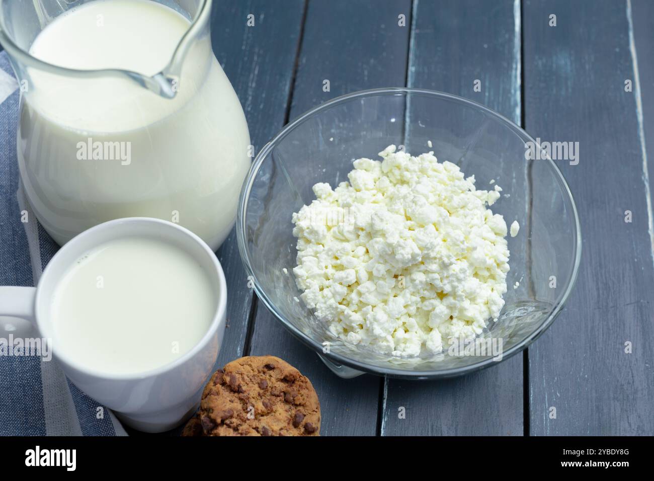 milk, cottage cheese - dairy products Stock Photo - Alamy