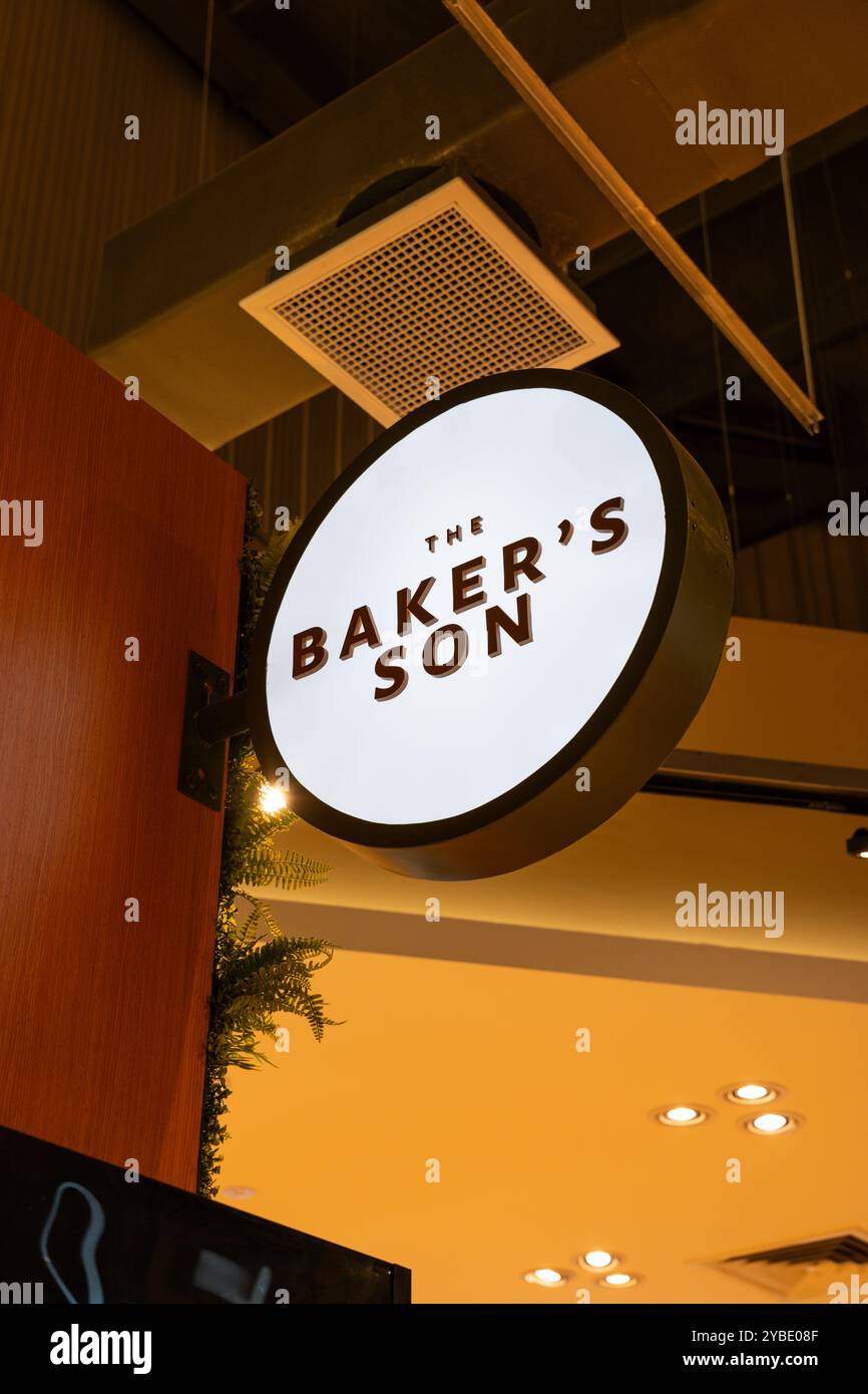 Elmina Lakeside Mall - Oct 24, 2023 ; Baker's Son brand is bread brand ...
