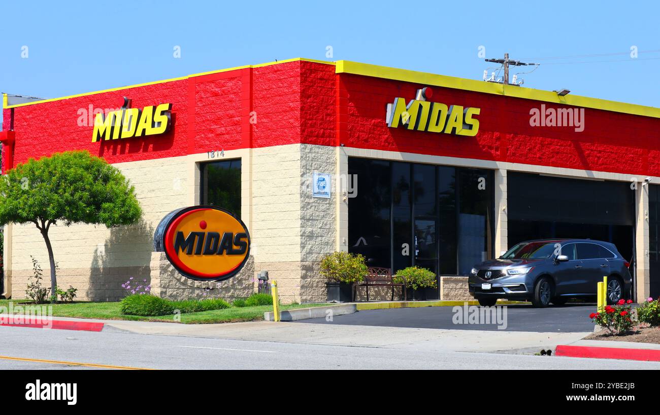 Midas auto repair hi-res stock photography and images - Alamy