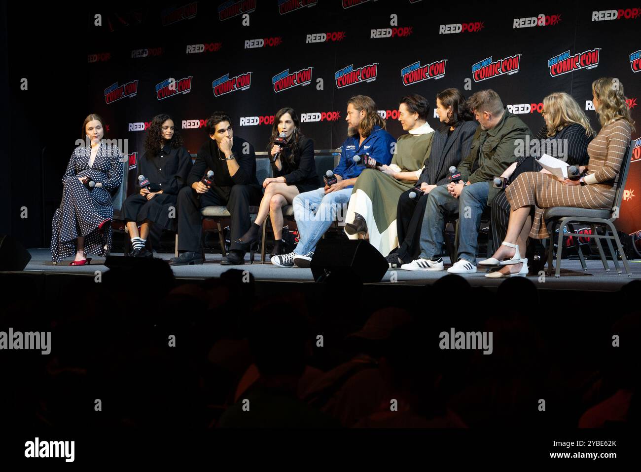 Dune prophecy panel hi-res stock photography and images - Alamy