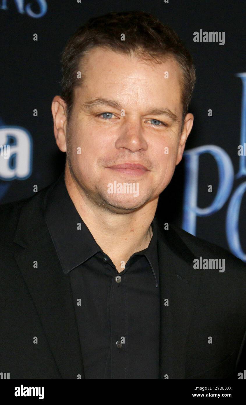 Matt Damon at the World premiere of Disney's 'Mary Poppins Returns ...