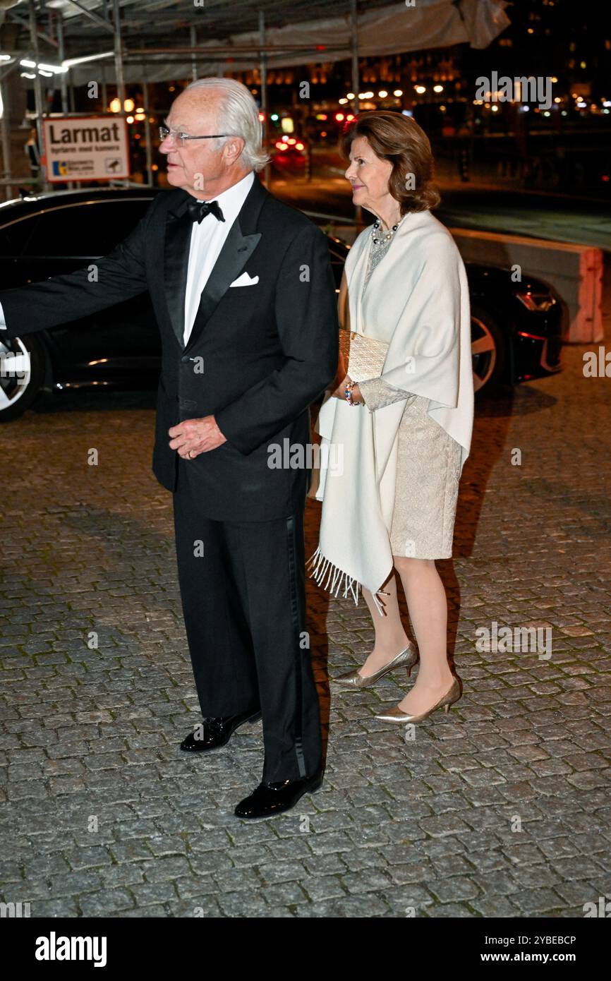 King Carl Gustaf and Queen Silvia of Sweden arrive at the premiere of ...
