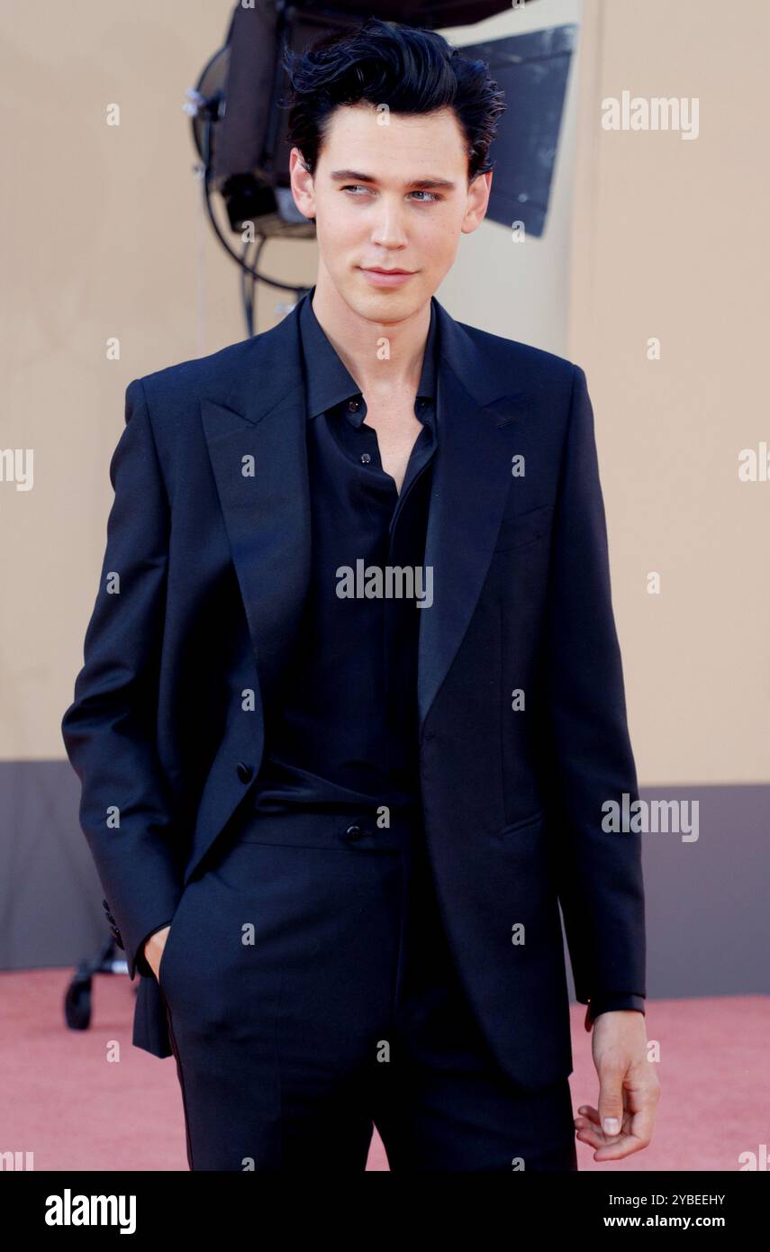 Austin Butler at the Los Angeles premiere of 'Once Upon a Time In ...