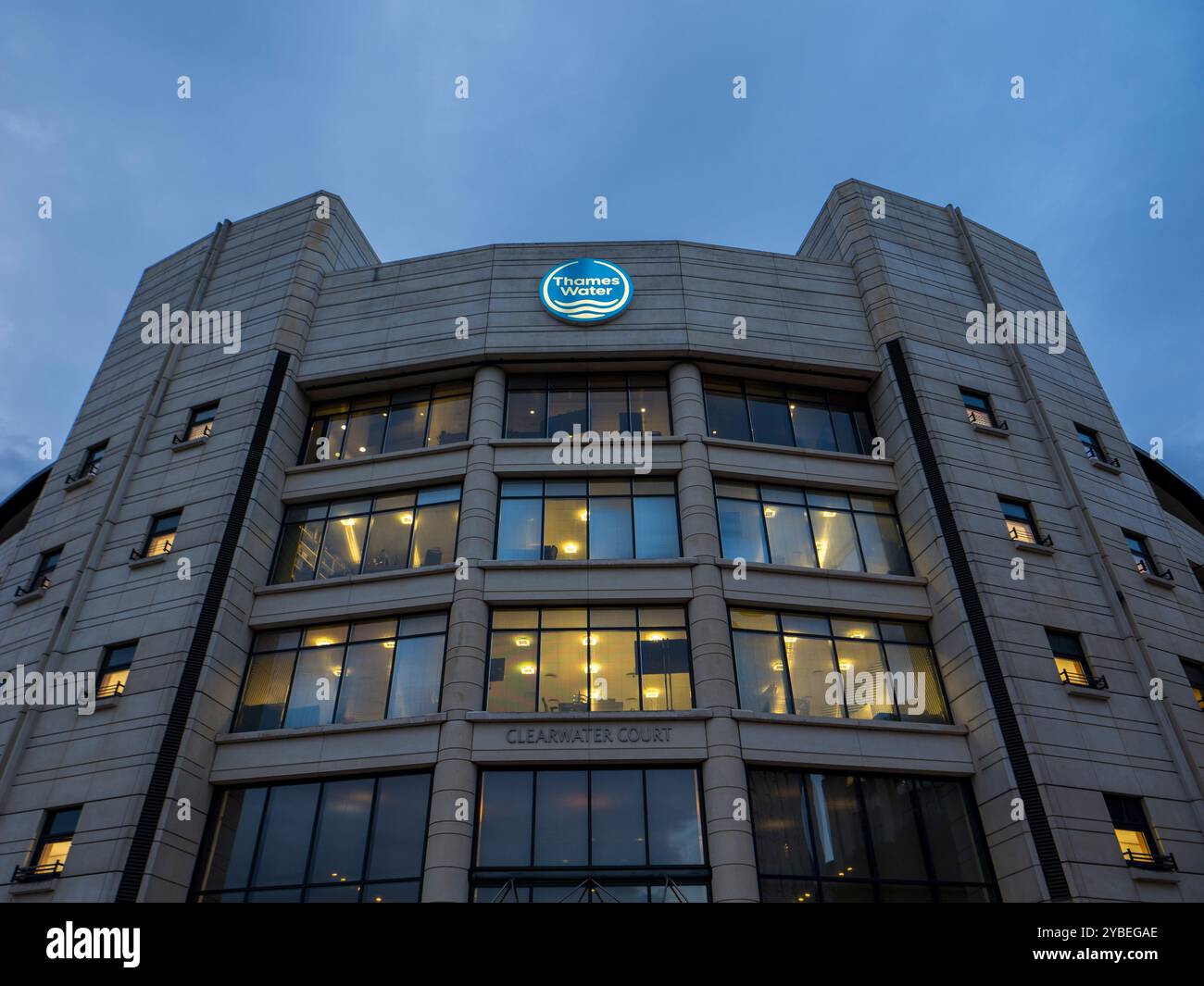 Clearwater Court, Head Office of Thames Water, Reading, Berkshire ...