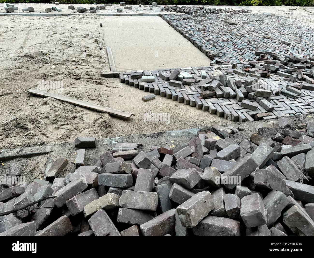 Paving stone laying process hi-res stock photography and images - Alamy