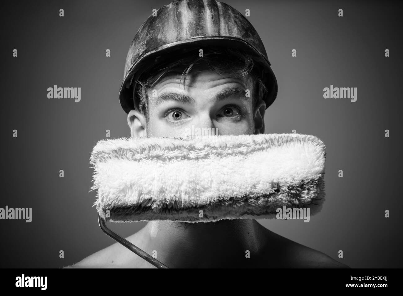 Worker roller paint in Black and White Stock Photos & Images - Alamy