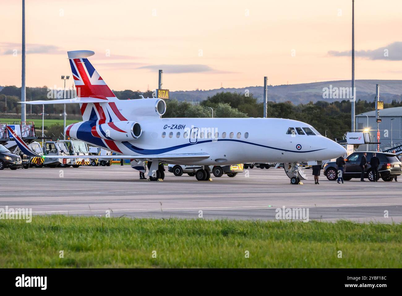 Raf diplomatic plane hi-res stock photography and images - Alamy