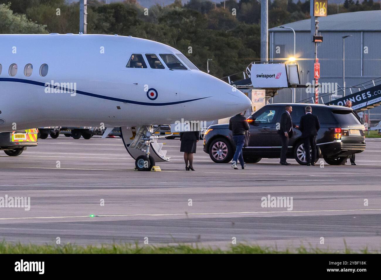 UK Prime Minister Kier Starmer Approachs A Range Rover At Edinburgh ...