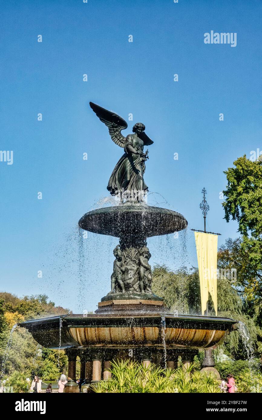 Bethesda Plaza in Central Park features Angel of the Waters Fountain ...