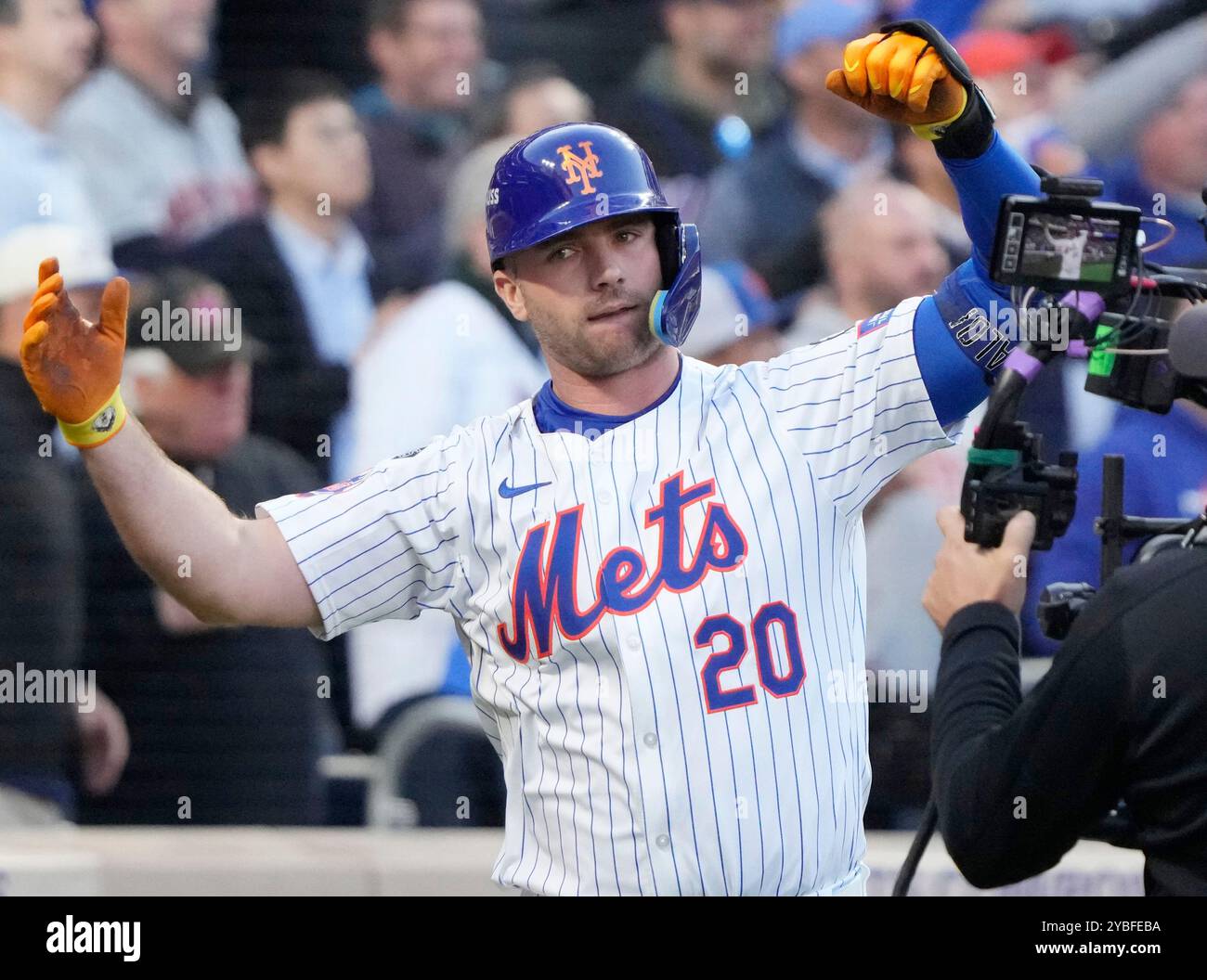 New York, United States. 18th Oct, 2024. New York Mets Pete Alonso ...