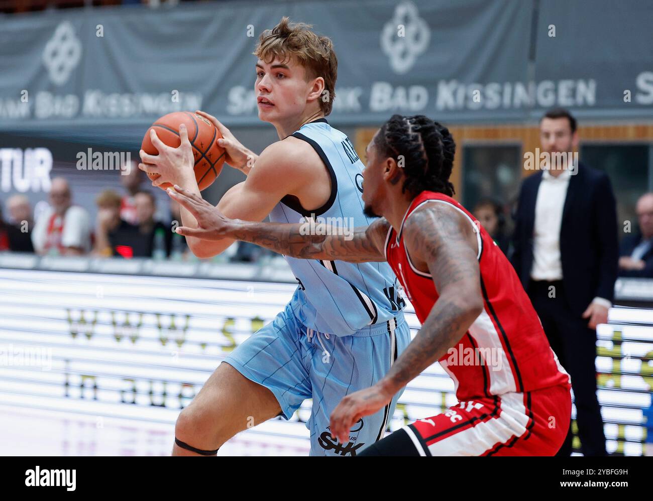 6 und jhivvan jackson wuerzburg baskets hi-res stock photography and ...
