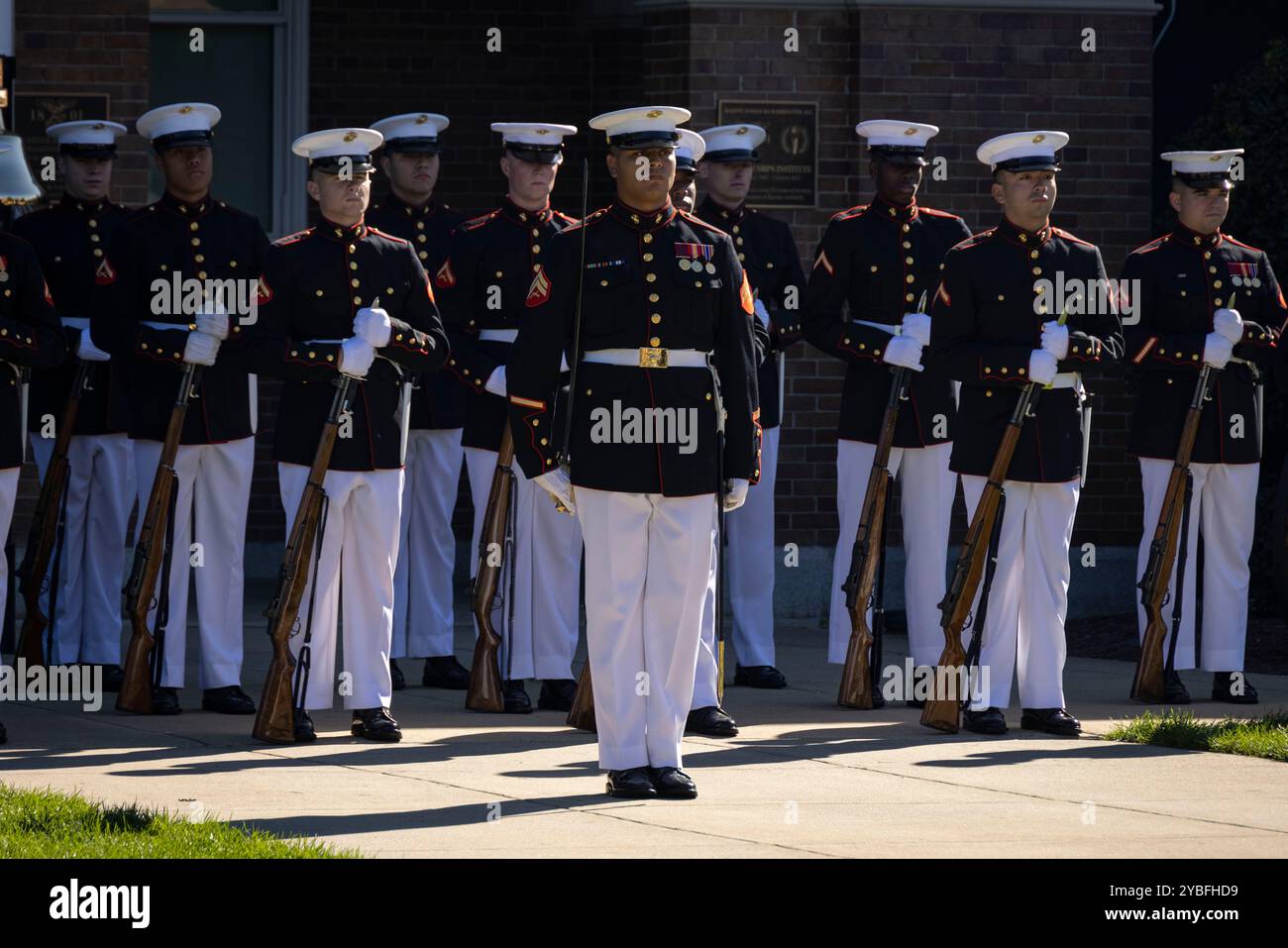 Barracks Marines execute “ceremonial at ease” during the Rifle ...