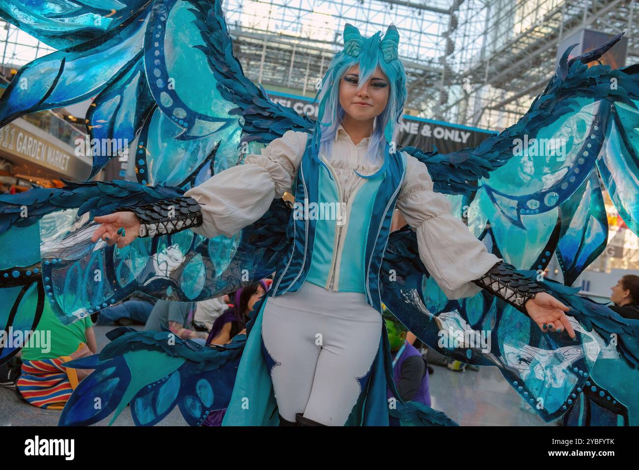 New York, New York, USA. 18th Oct, 2024. Comic characters and cosplay ...