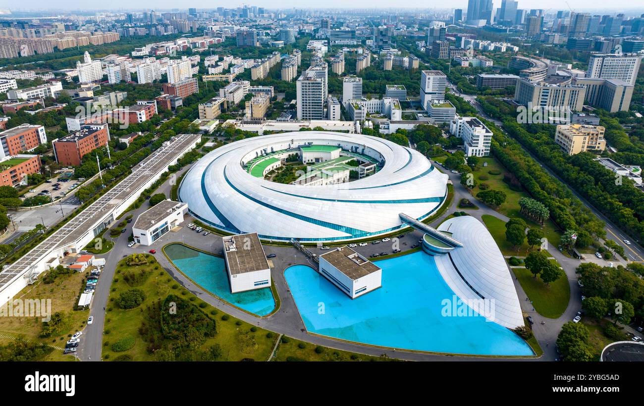 Shanghai, China. 19th Oct, 2024. SHANGHAI, CHINA - OCTOBER 18, 2024 ...