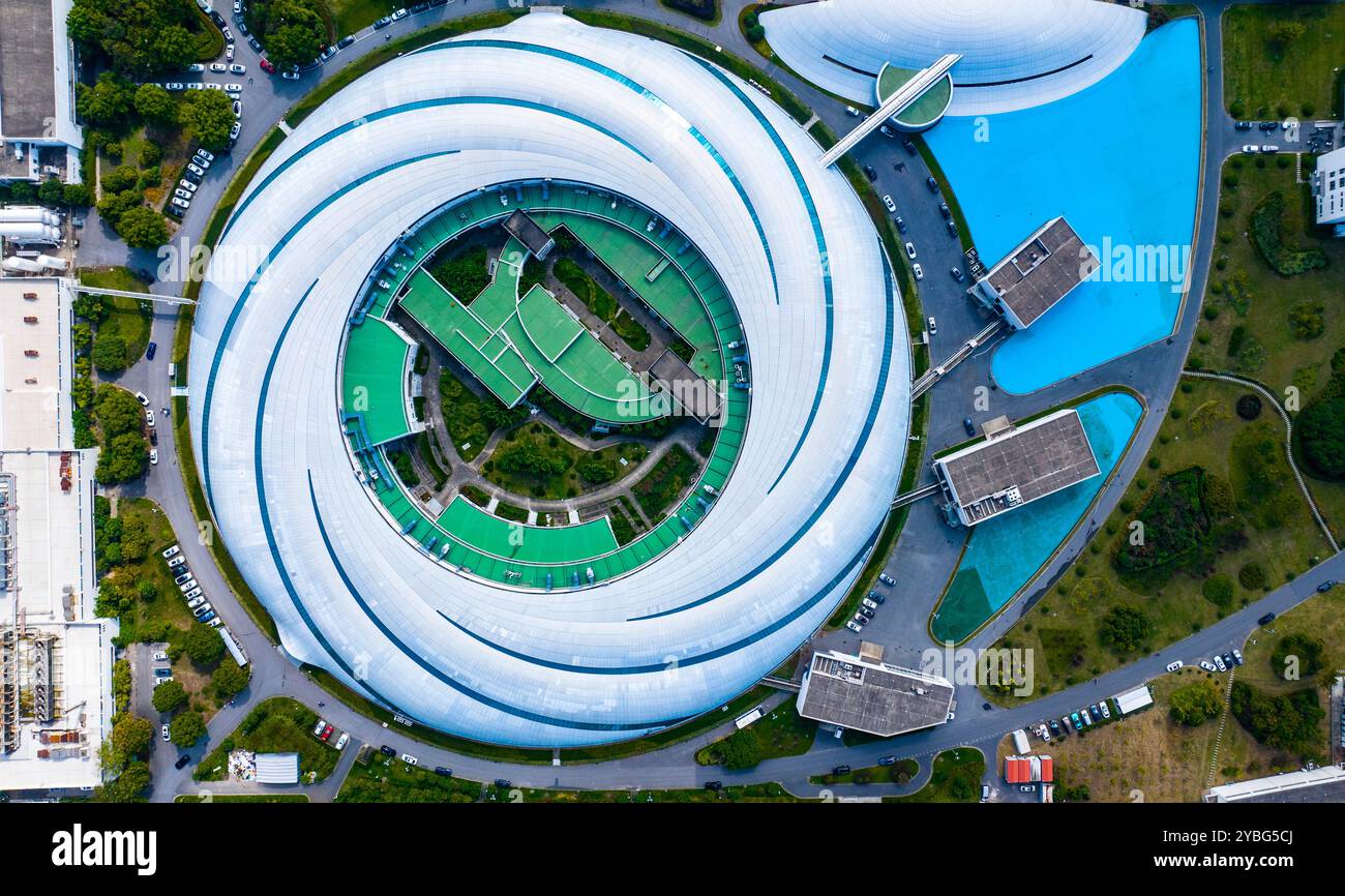 Shanghai, China. 19th Oct, 2024. SHANGHAI, CHINA - OCTOBER 18, 2024 ...