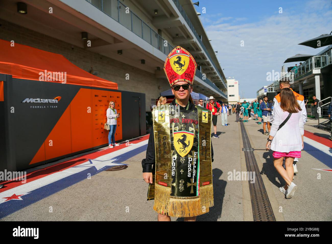 Ferrari supporter hi-res stock photography and images - Alamy