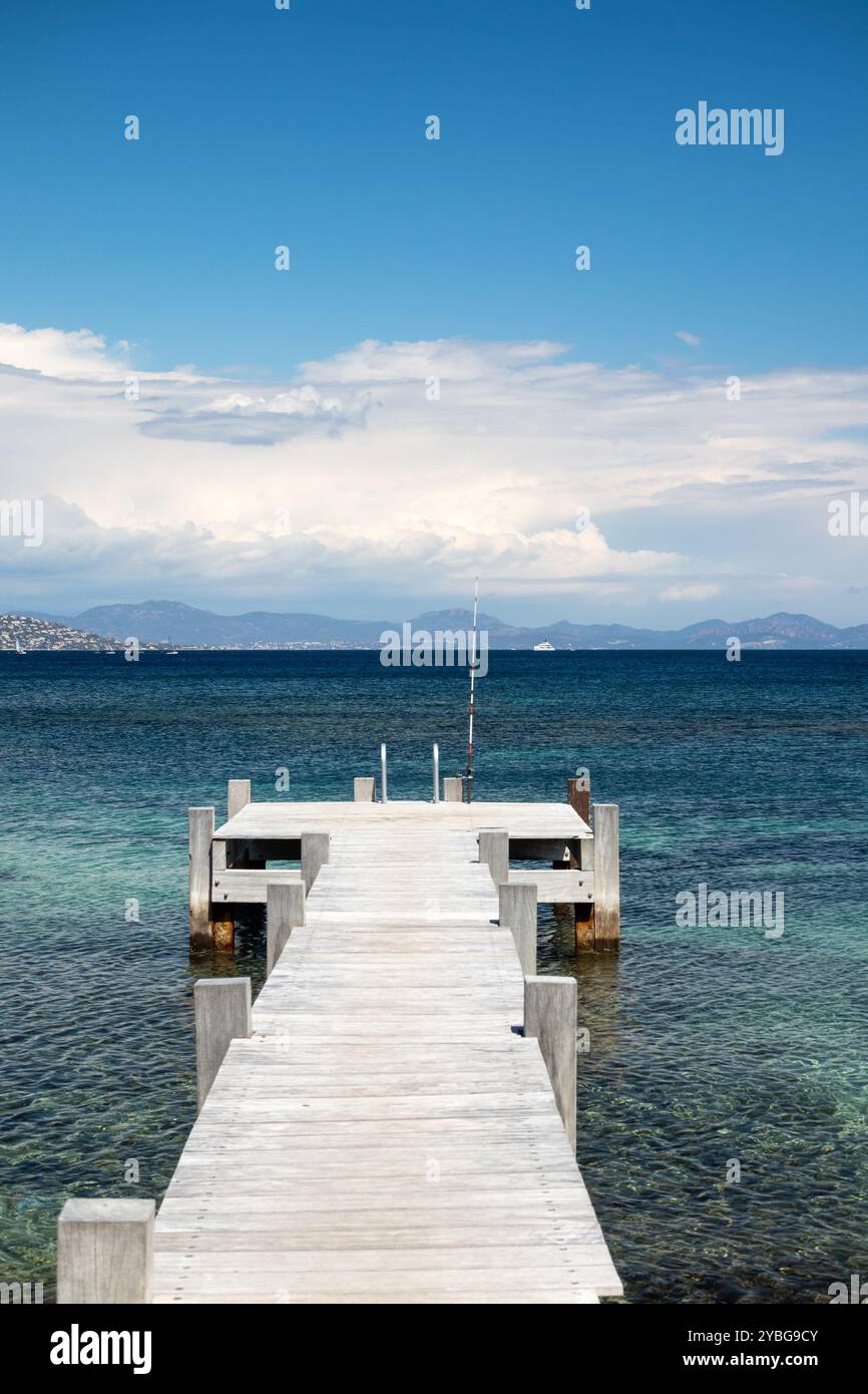 Paressouso beach wooden pontoon, in Canebiers Bay, in Saint-Tropez, in ...