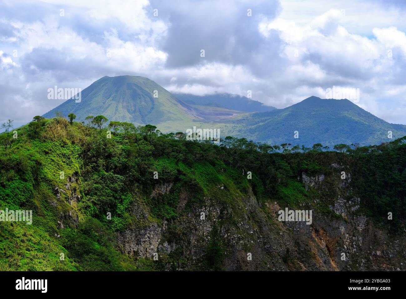 Indonesia Manado - Mount Mahawu - Mahawu Crater and view to volcano ...