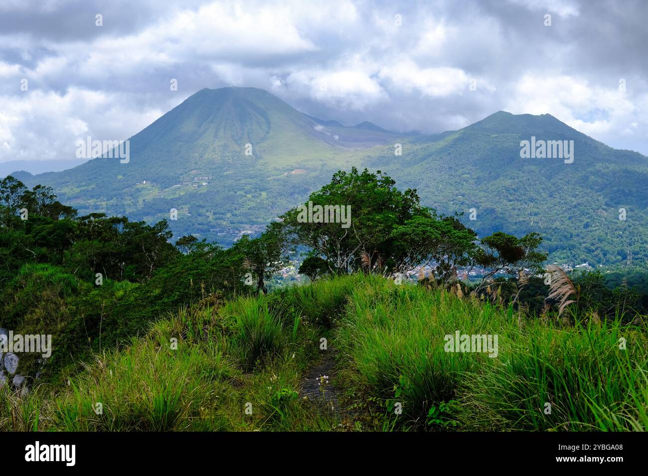 Indonesia Manado - Mount Mahawu - Mahawu Crater and view to volcano ...