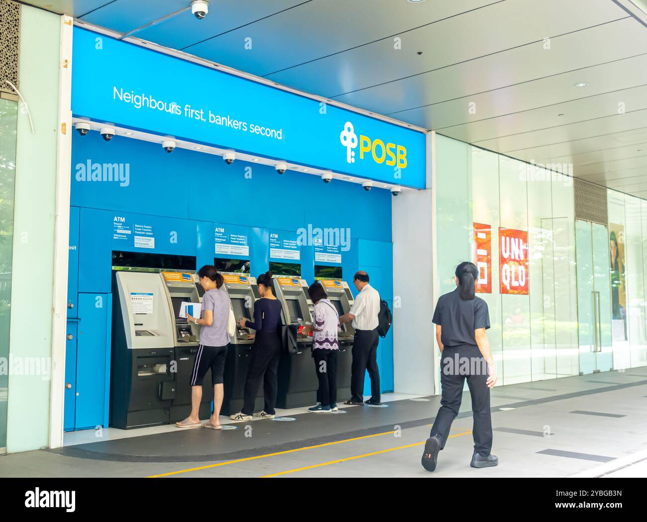 People using POSB ATM, Singapore.Tiong Bahru Plaza Stock Photo - Alamy