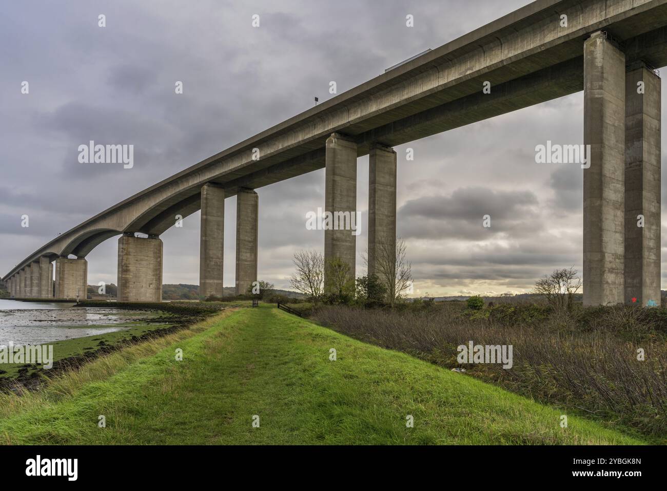 Orwell Bridge near Ipswich, Suffolk, England, UK Stock Photo - Alamy
