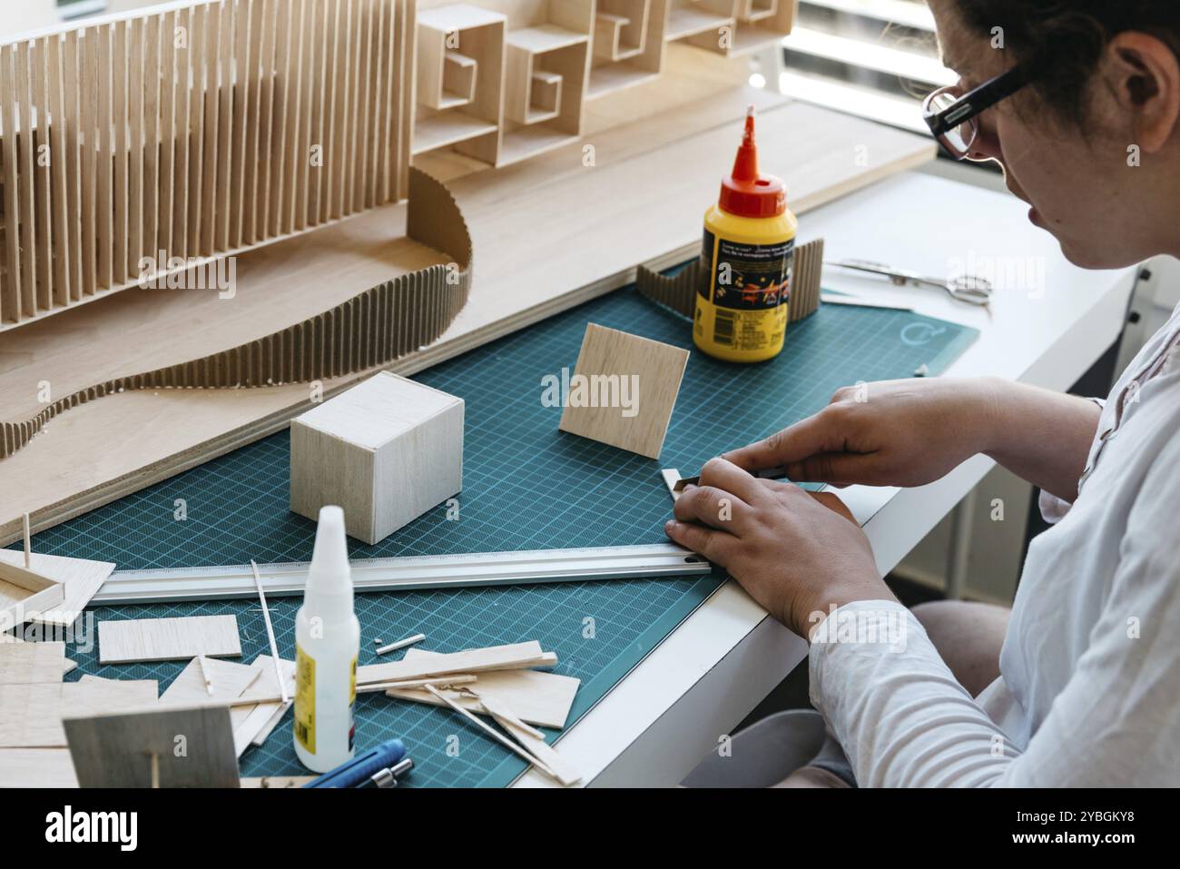 Architecture student model hi-res stock photography and images - Alamy