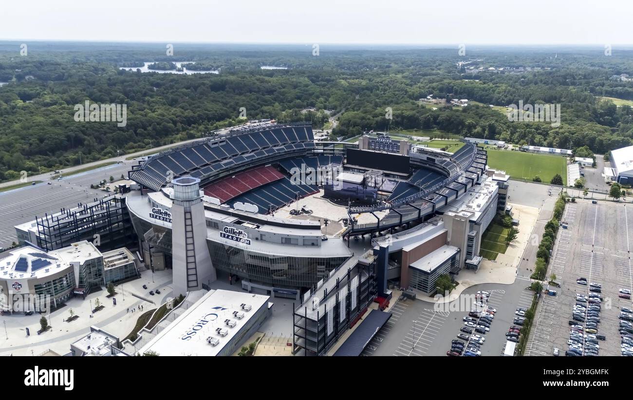 Gillette stadium revolution hi-res stock photography and images - Alamy