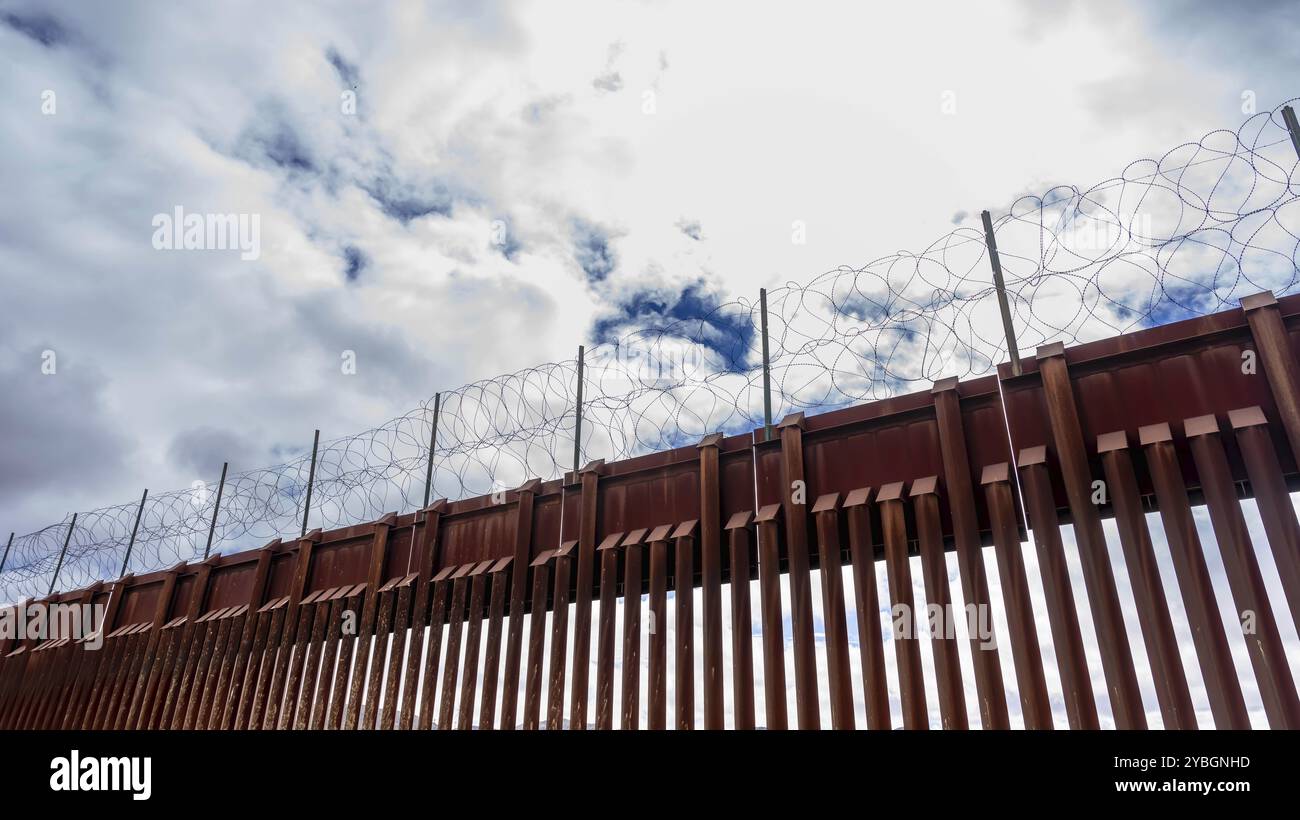 Jacumba Hot Springs border wall in California fortifies the US-Mexico ...