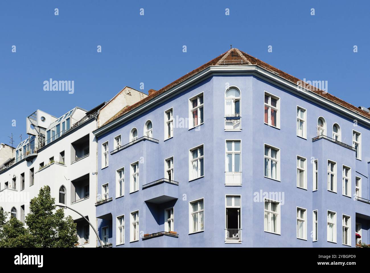 Low angle view of traditional residential buildings in Berlin Mitte ...