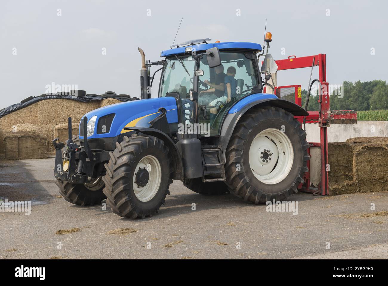 Silage cutting machine hi-res stock photography and images - Alamy