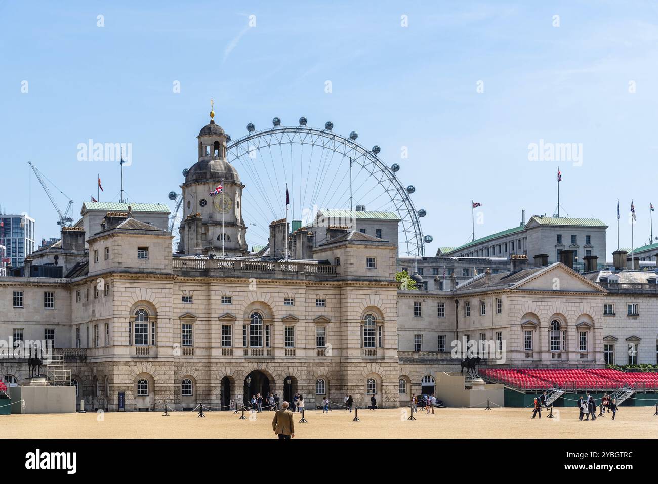 Public squares in london hi-res stock photography and images - Alamy