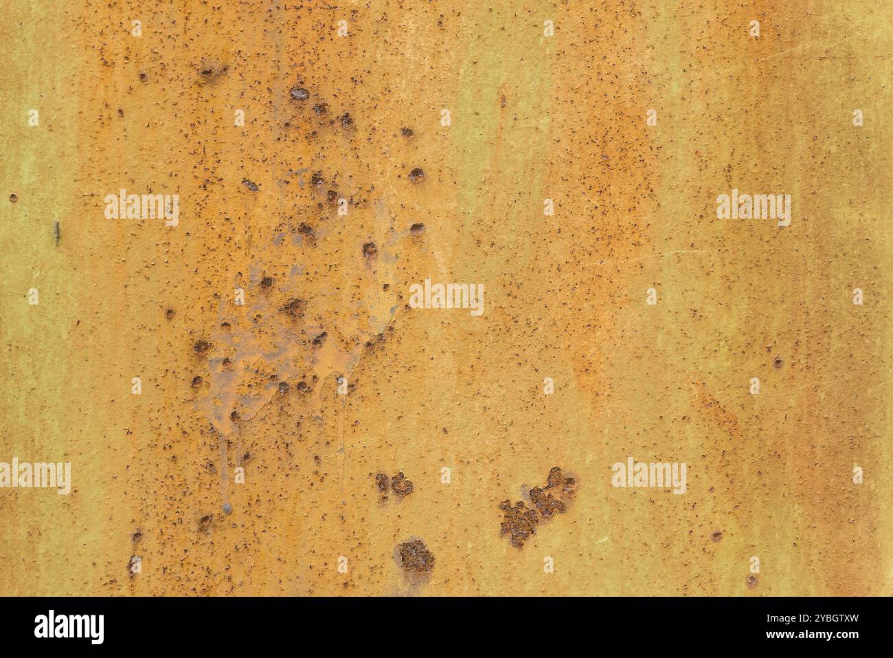 Rusty iron sheets hi-res stock photography and images - Alamy
