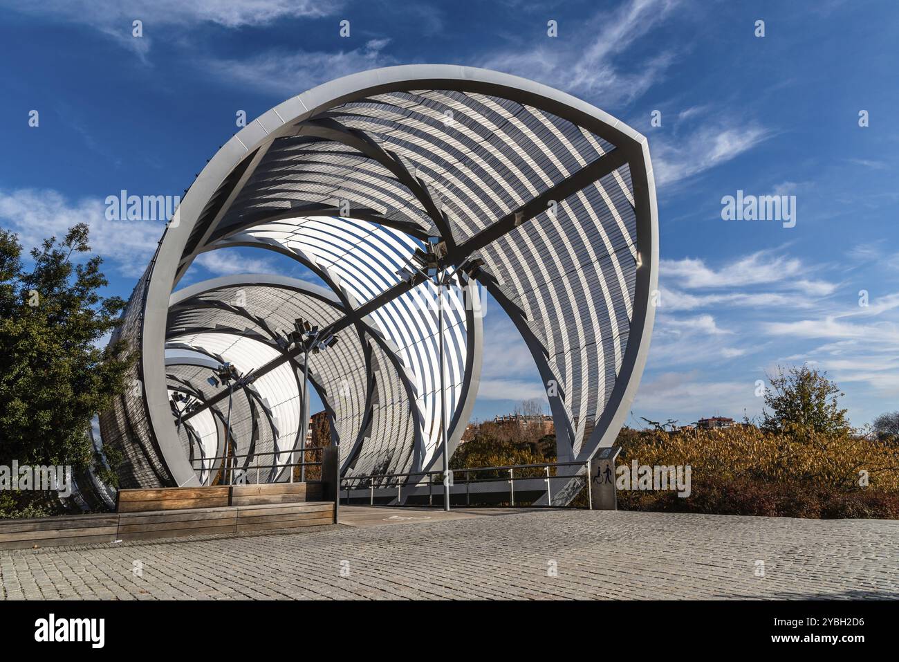 Footbridges over the rivers hi-res stock photography and images - Alamy