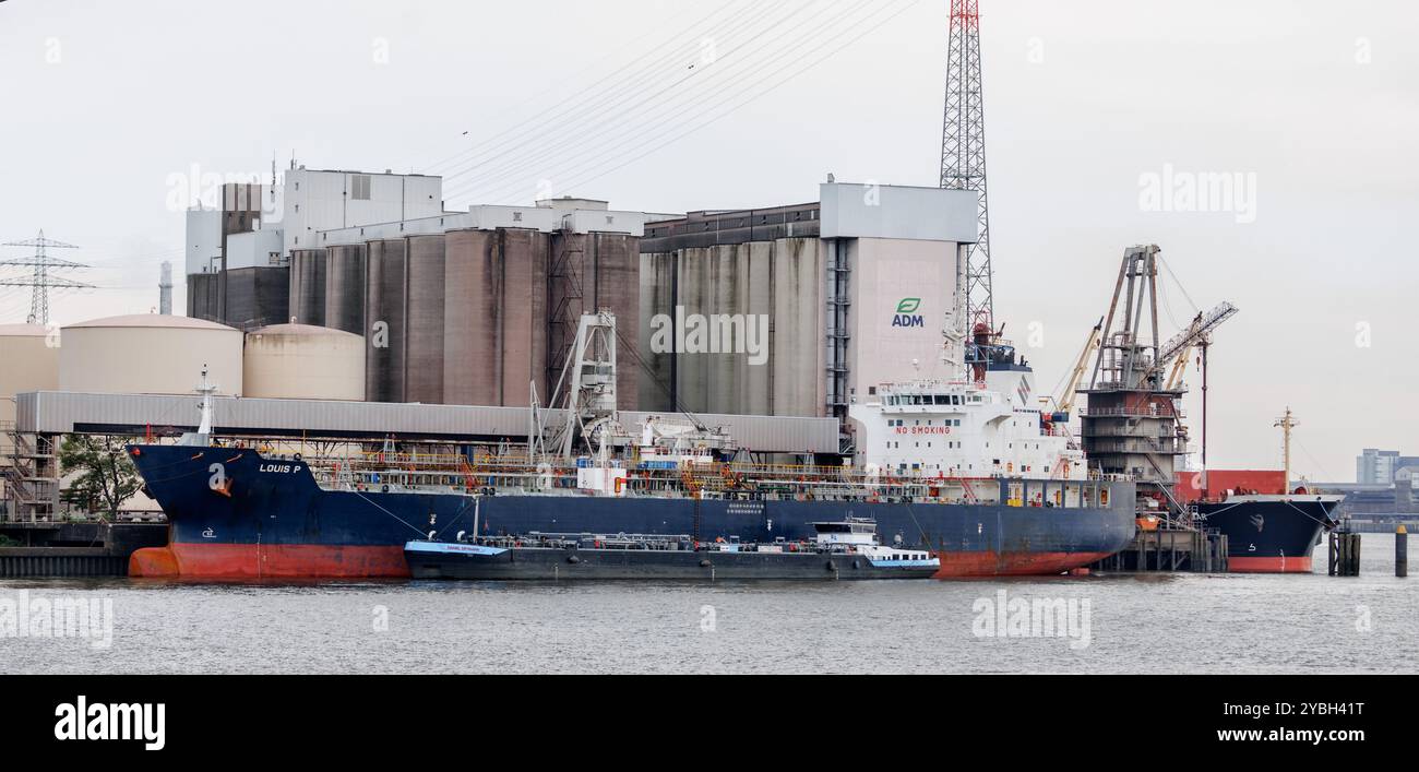 Hamburg, Germany. 17th Oct, 2024. The edible oil tanker "Louis P" is ...