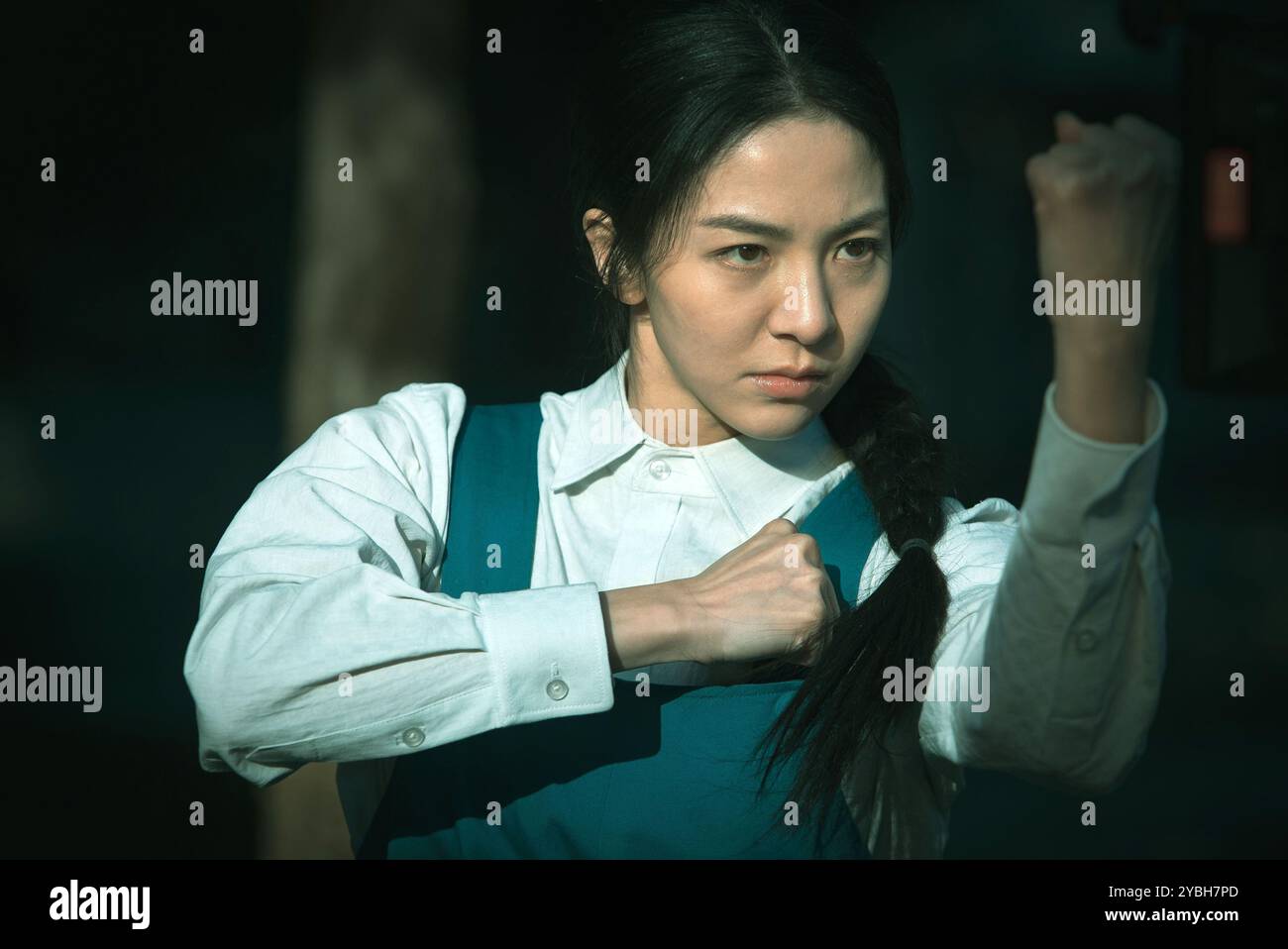 100 YARDS (2024) -Original title: MEN QIAN BAO DI-, directed by HAOFENG ...