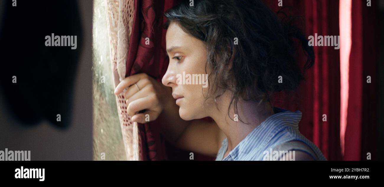 SAMANTHA CASTILLO in ZAFARI (2024), directed by MARIANA RONDON. Credit: Sudaca Films / Paloma ...