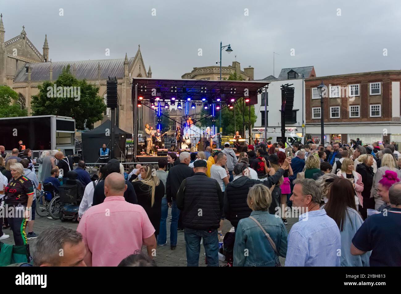 People enjoying the Reggae and Ska festival in the Boston marketplace ...