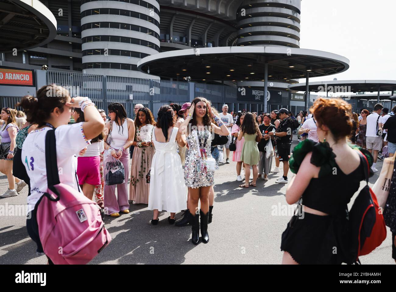 Taylor swift tour july 2024 hi-res stock photography and images - Alamy