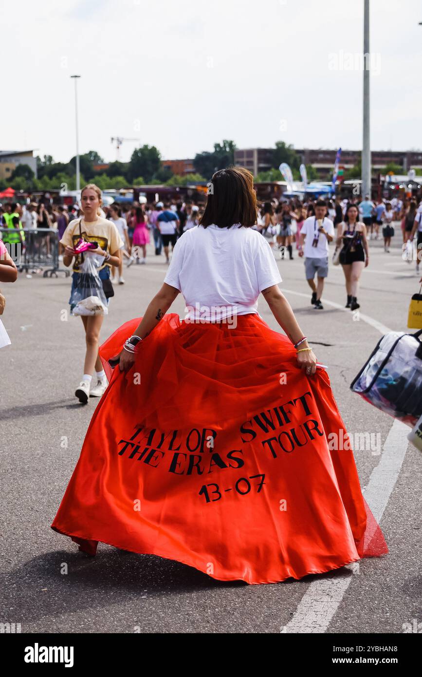 Taylor swift tour july 2024 hi-res stock photography and images - Alamy