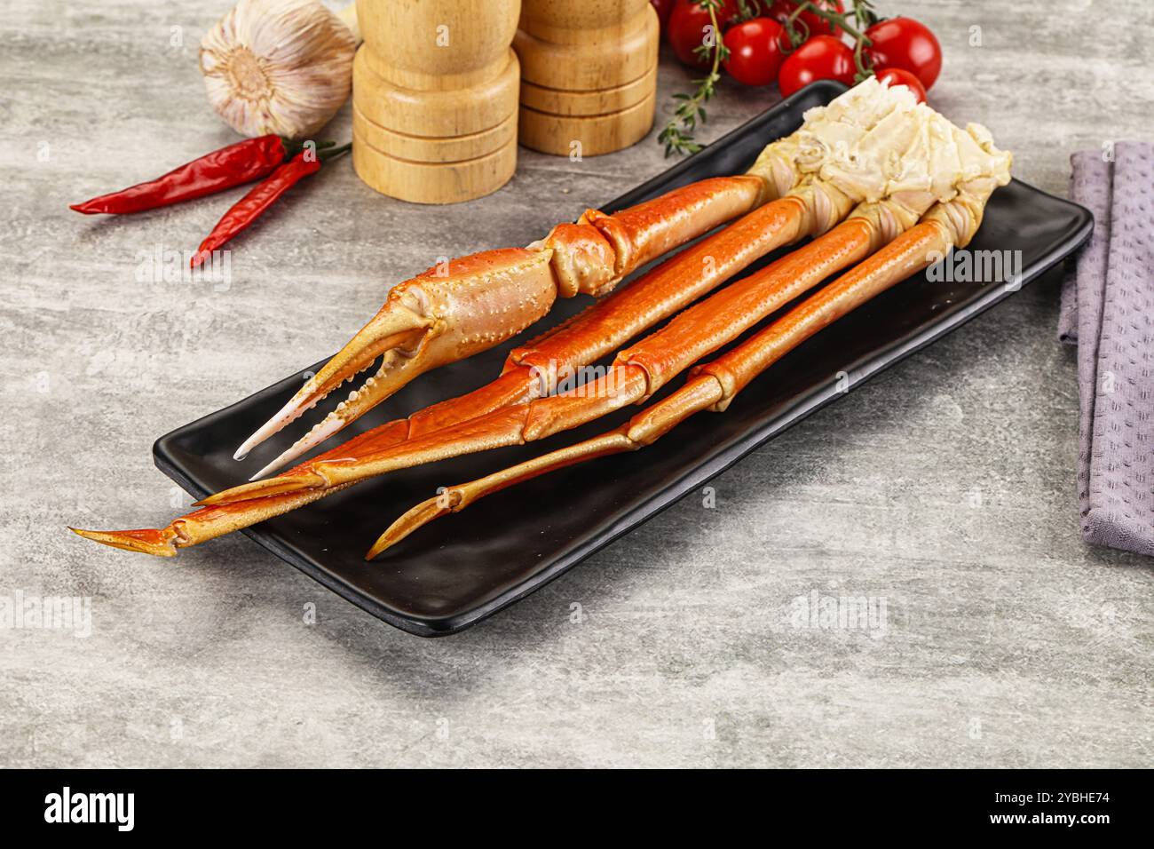 Delicous luxury boiled crab claw legs Stock Photo - Alamy