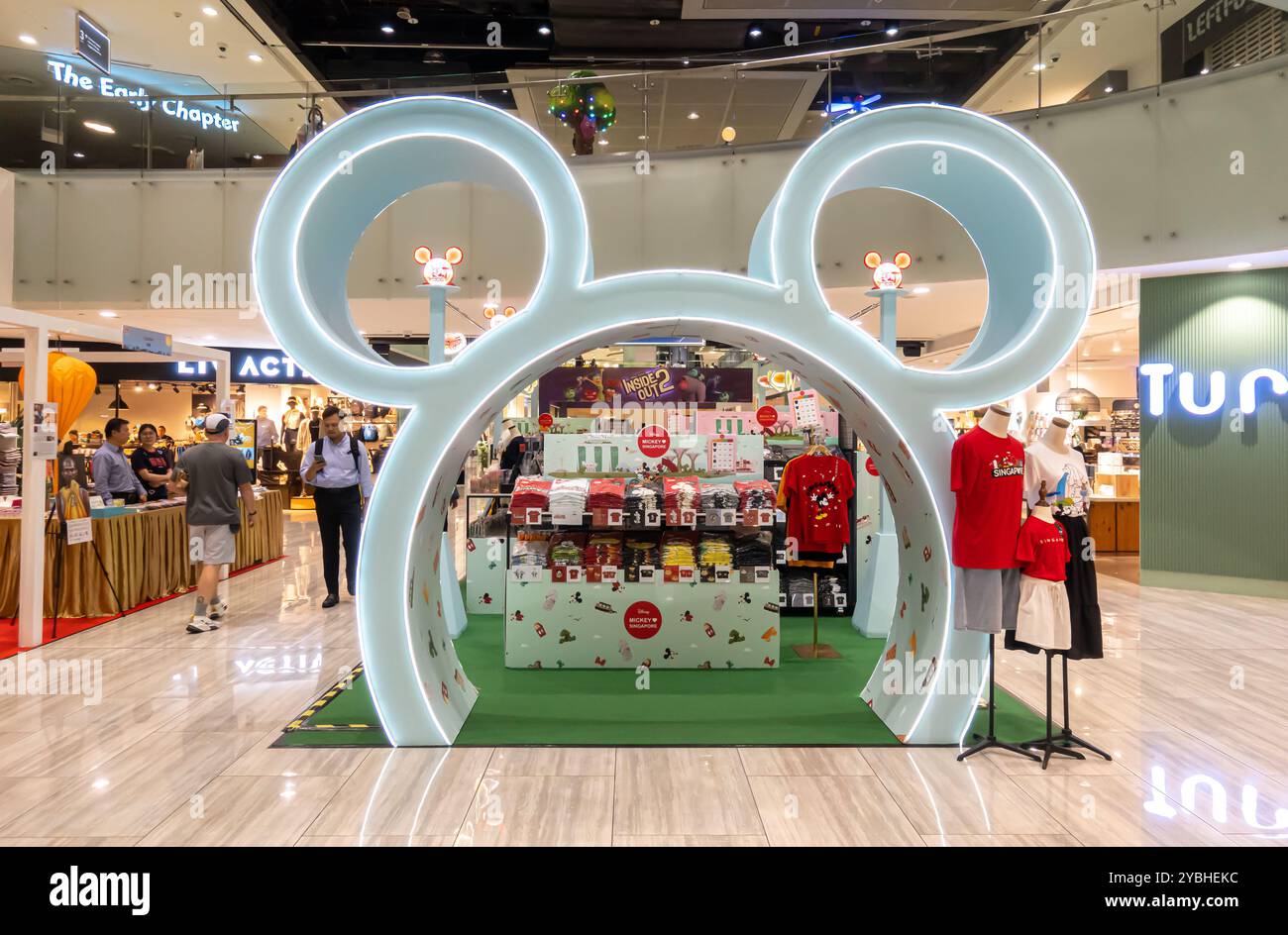 Mickey Singapore -Mickey Mouse Singapore stand in Marina Square Mall ...