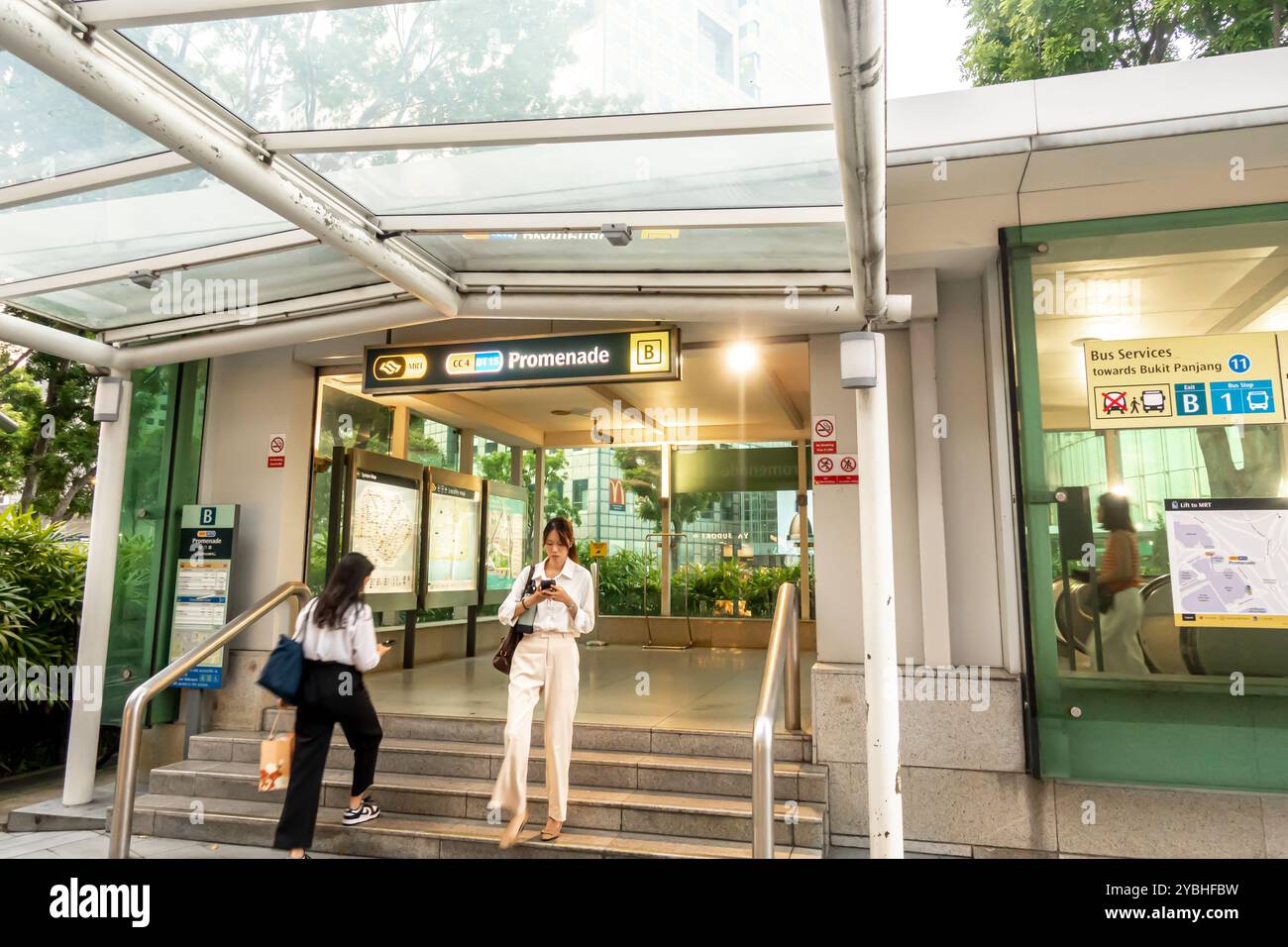 Singapore metro station hi-res stock photography and images - Alamy