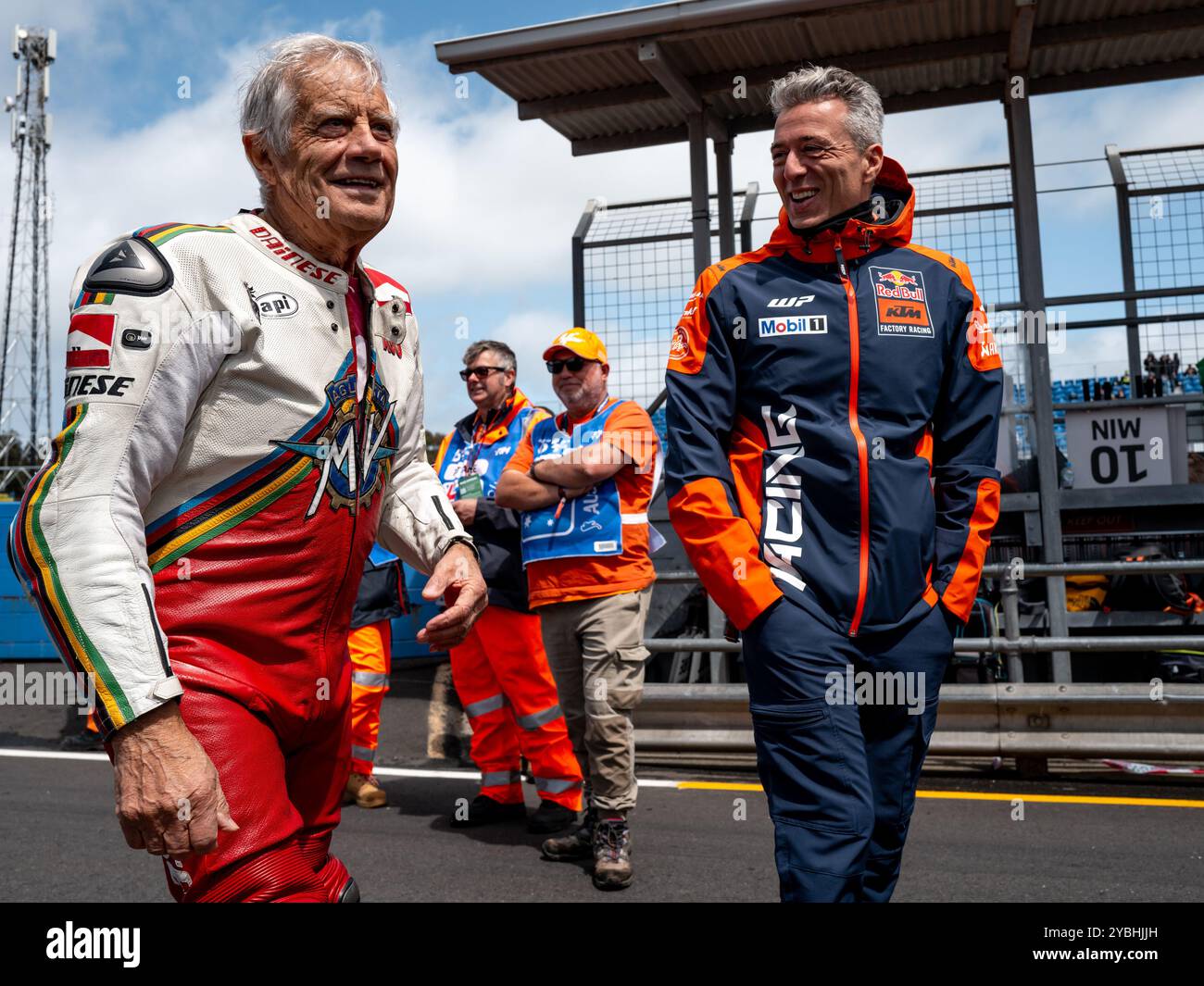Giacomo agostini moto gp hi-res stock photography and images - Alamy